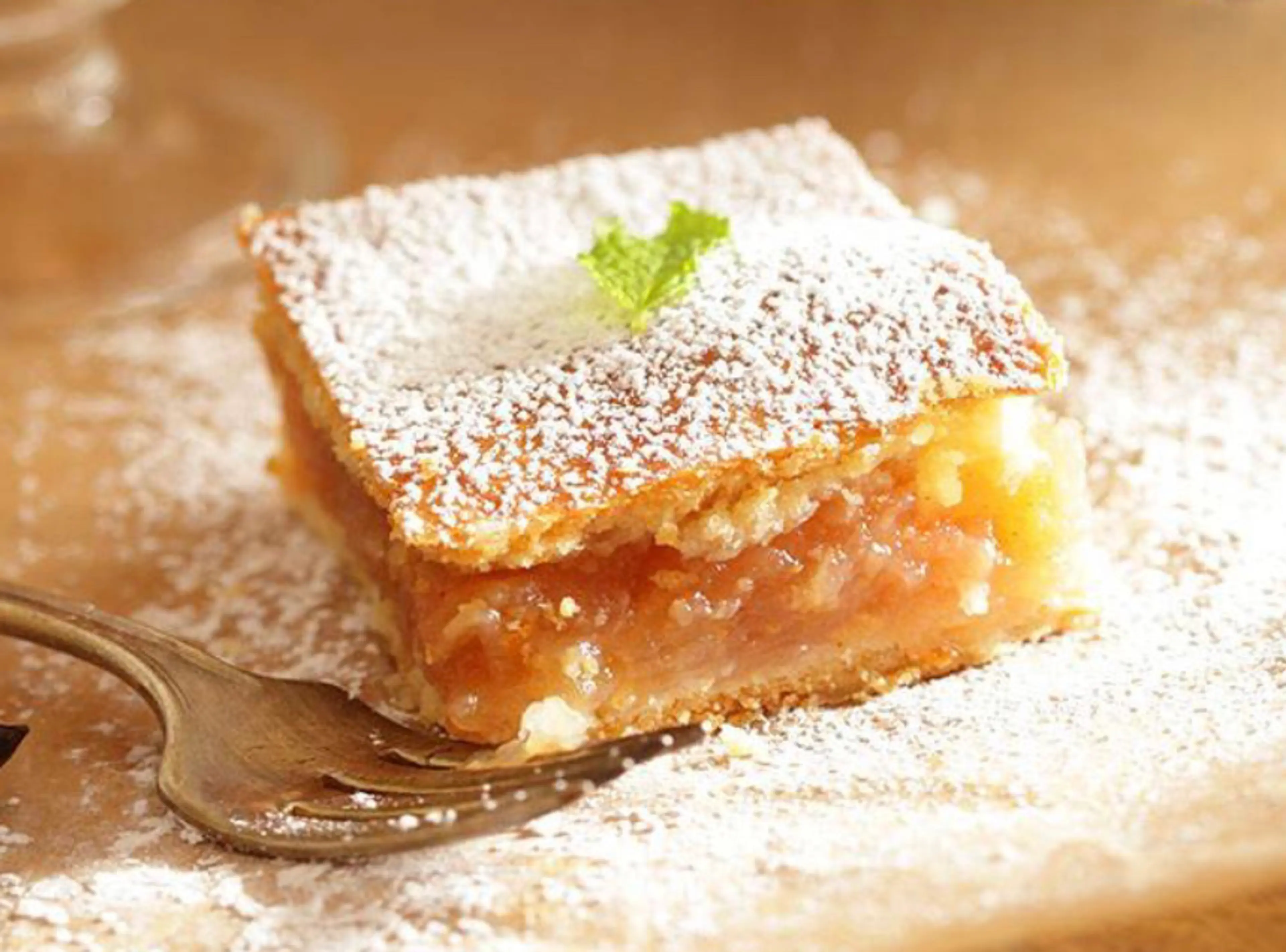 Apple Cake | Desserts | Umami